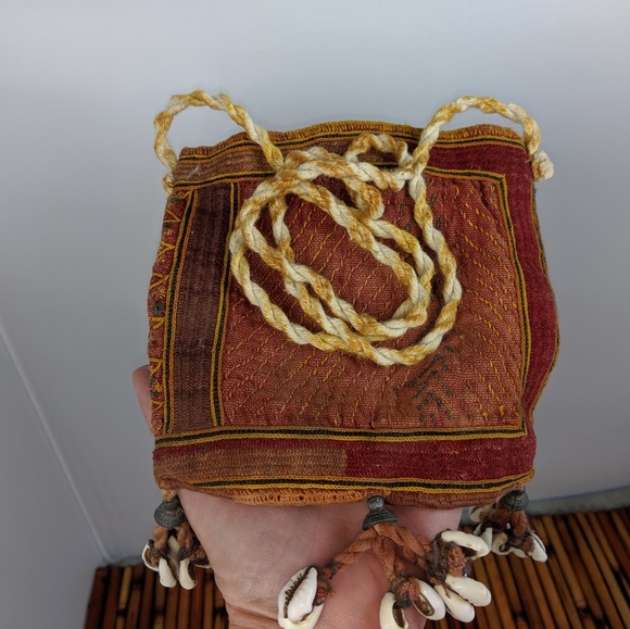 Thailand | Bags | Thailand Hill Tribe Hand Woven Conch Shells Bag ...